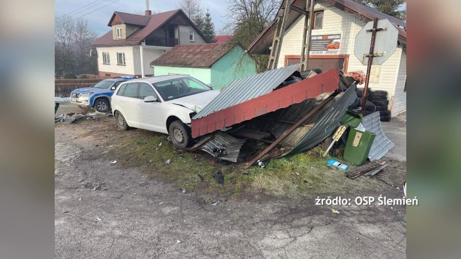 O krok od tragedii. Groźny wypadek w Ślemieniu