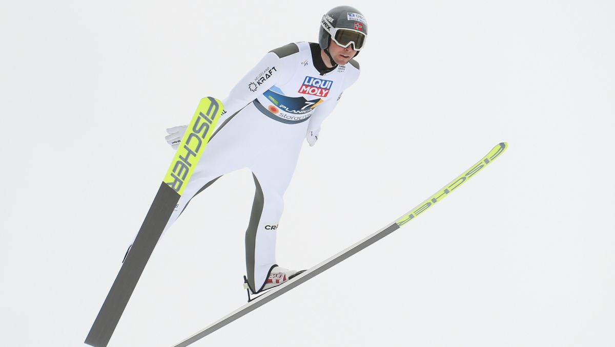 PŚ w kombinacji norweskiej. Jarl Magnus Riiber wygrał w Lahti. Johaness ...