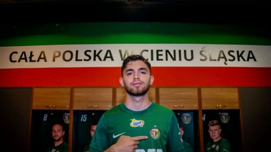 Burak Ince nowym pomocnikiem w "Śląsku". Ma 19 lat, wcześniej grał w ...