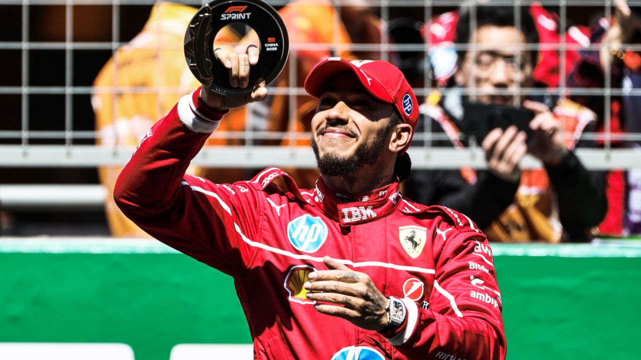 Formuła 1. Lewis Hamilton wygrał sprint, pierwsze pole position Oscara ...