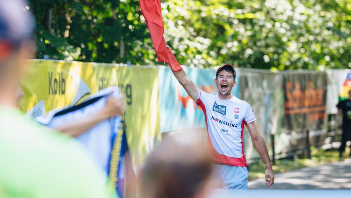 Adrian Kostera ma nowy cel. Chce pokonać długość równika w 365 dni ...