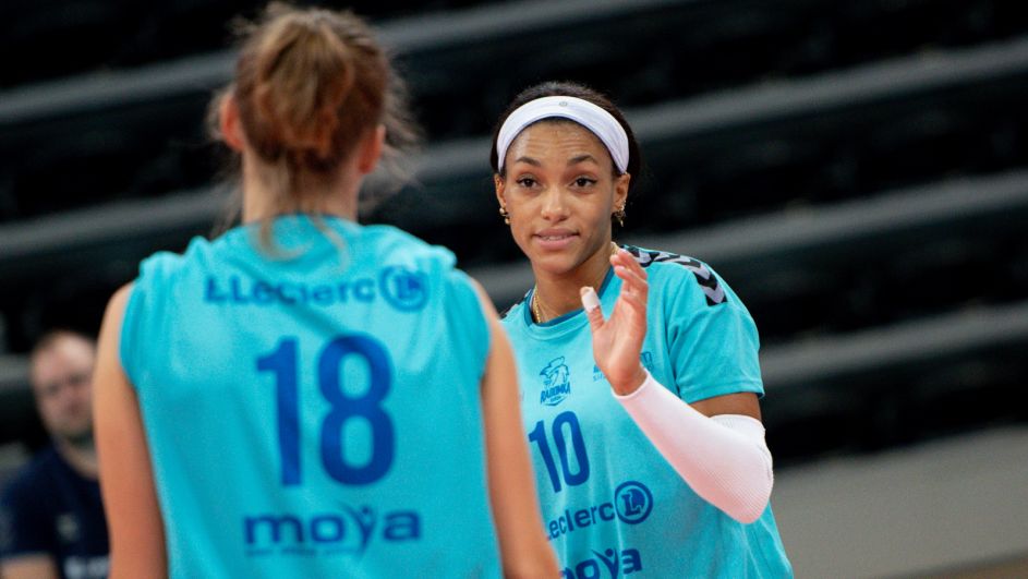 Siatkówka. Janisa Johnson o walce z nowotworem. Wywiad | TVP SPORT