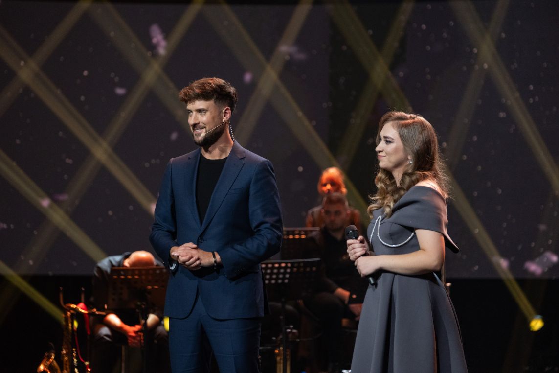 „Czas na przebój”: W ostatnim odcinku wybierano między utworami Sanah i Myslovitz [fotogaleria]