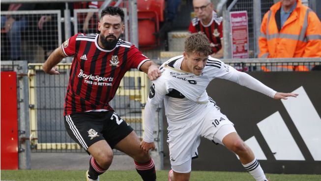 Robert Lewandowski: Lionel Messi powinien zdobyć Złotą Piłkę | TVP SPORT