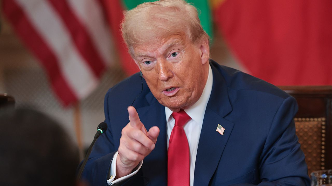 USA: „lista Epsteina”. Ruch MAGA krytykuje prezydenta Donalda Trumpa ...