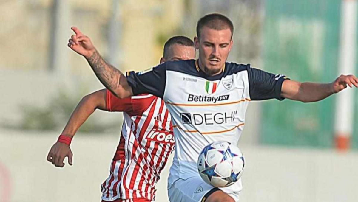 Polak znalazł się w prestiżowym rankingu. Teraz czeka na debiut | TVP SPORT