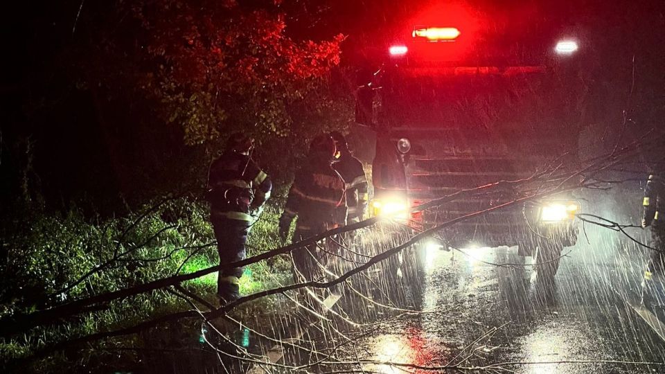 Thousands evacuated in Romania as officials issue flood alert