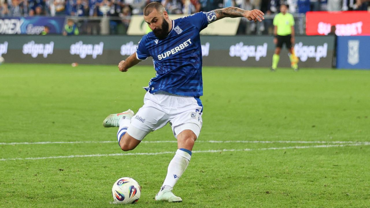 Lech Poznan vs Red Star Belgrade | FollowFollow.com