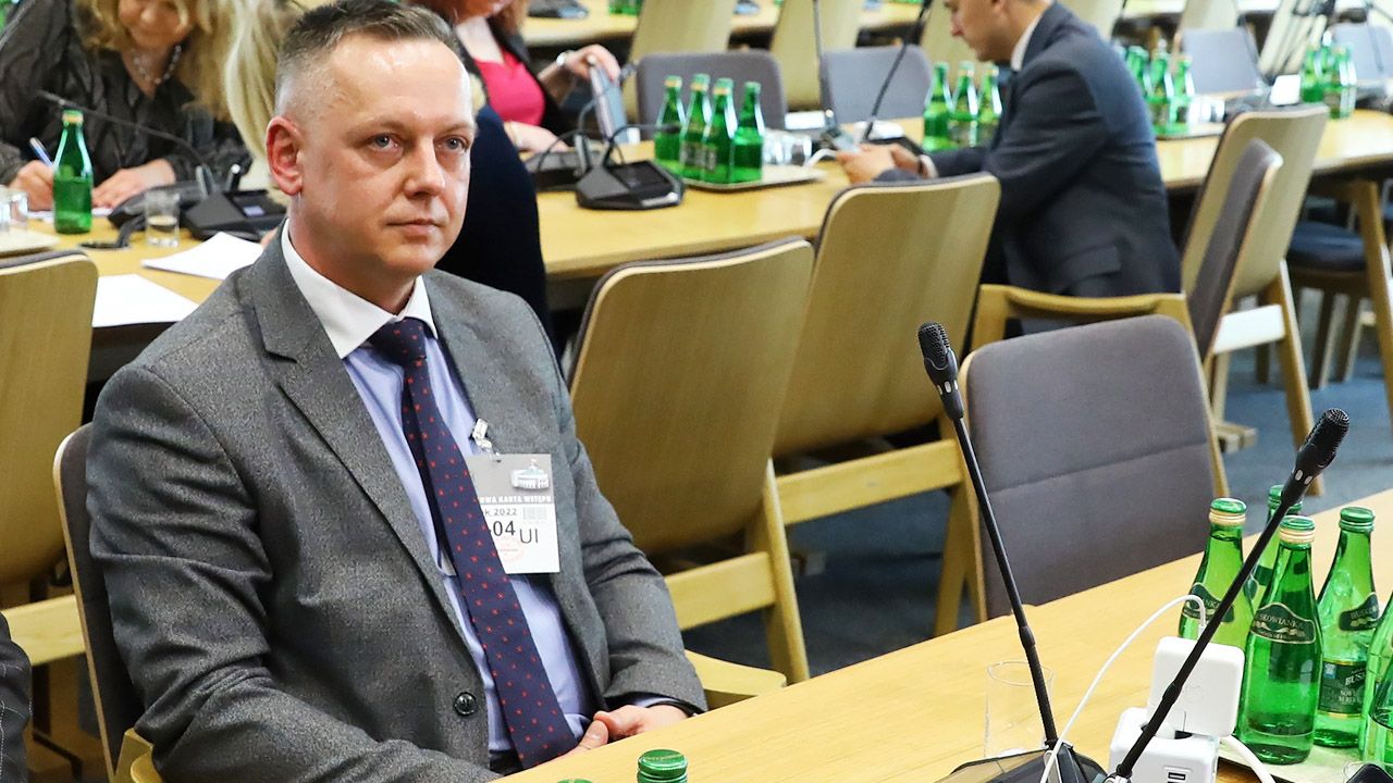 Kim była Olena K. – partnerka Tomasza Szmydta. Tropy wiodą do slużb ...