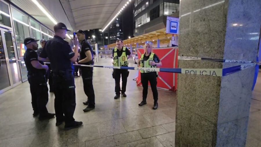 Śmierć na Dworcu Centralnym. Mężczyzna nie przeżył ataku nożownika [NOWE INFORMACJE]