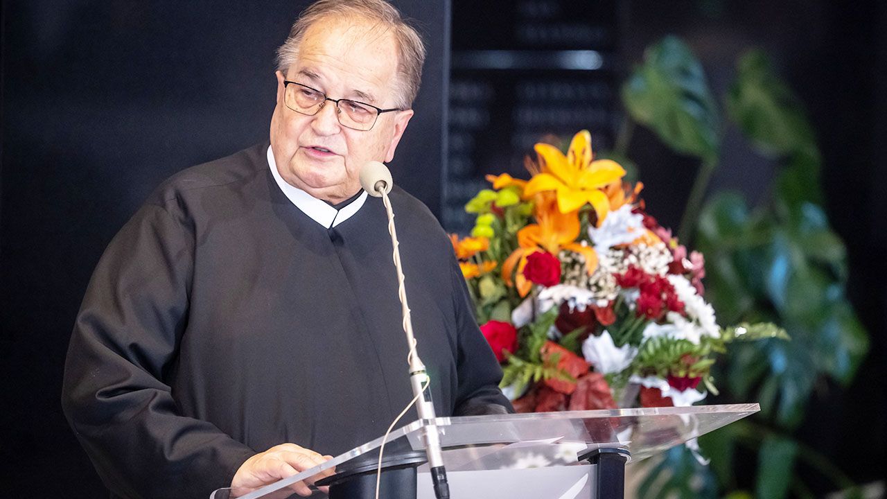 PZU zawiadomiło prokuraturę ws. odszkodowania dla fundacji Lux Veritatis | TVP INFO