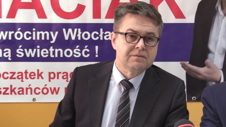 Maciej Maciak zwraca uwagę na "bezsens stania na rogatkach"
