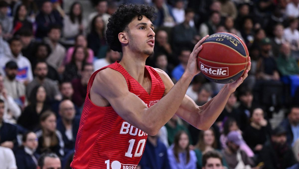 Zaccharie Risacher z "jedynką" w drafcie NBA. Trafił do Atlanta Hawks ...