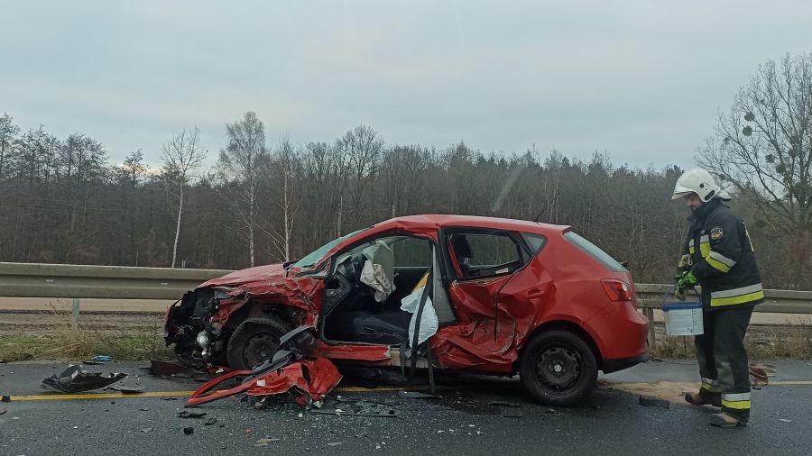 Wypadek na trasie S3 w okolicach Troszyna – jedna osoba poszkodowana