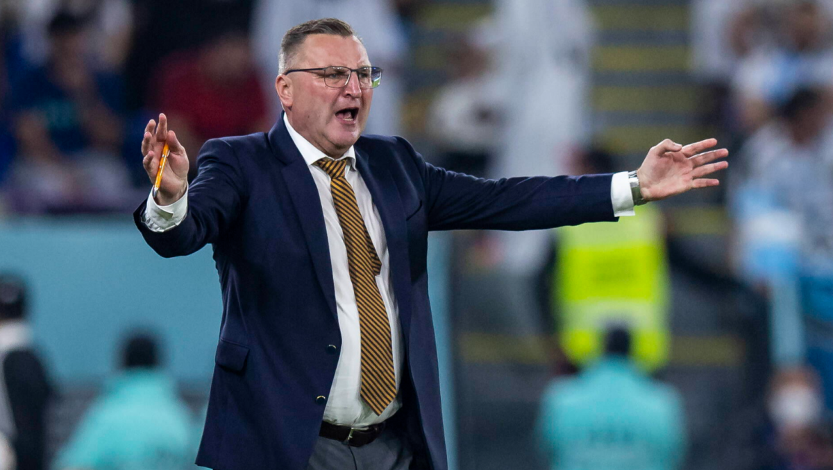 Czesław Michniewicz poprowadzi saudyjskie Abha Club. Co czeka go w ...